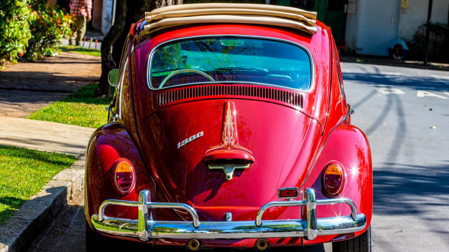 1970 Volkswagen Beetle at Indy 2023 as K40.1 - Mecum Auctions