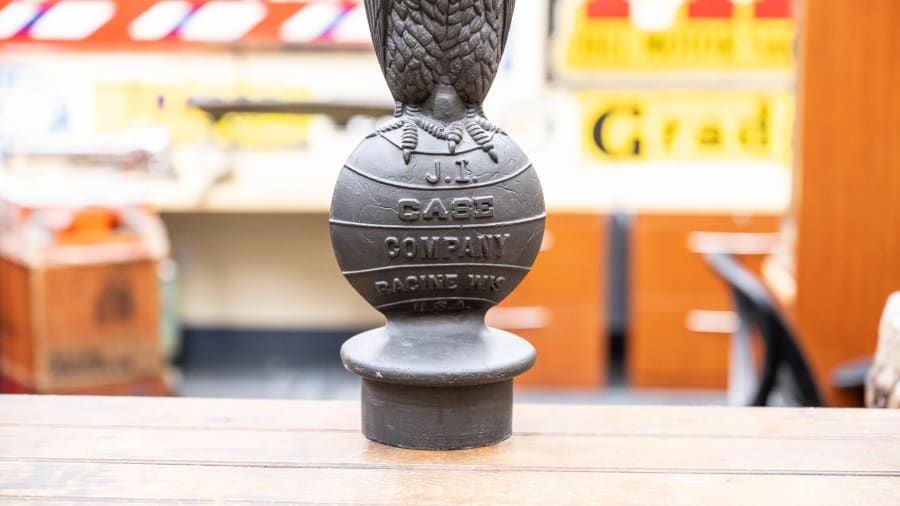 1950s Old Abe Case Eagle Statue at The World’s Largest Road Art Auction ...