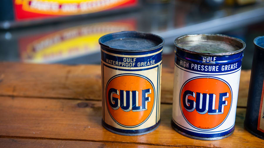 Gulf Grease 1-Lb. Grease Cans at The World’s Largest Road Art Auction ...