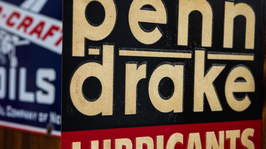1940s Penn-Drake Lubricants Tin Flange Sign at The World’s Largest Road ...