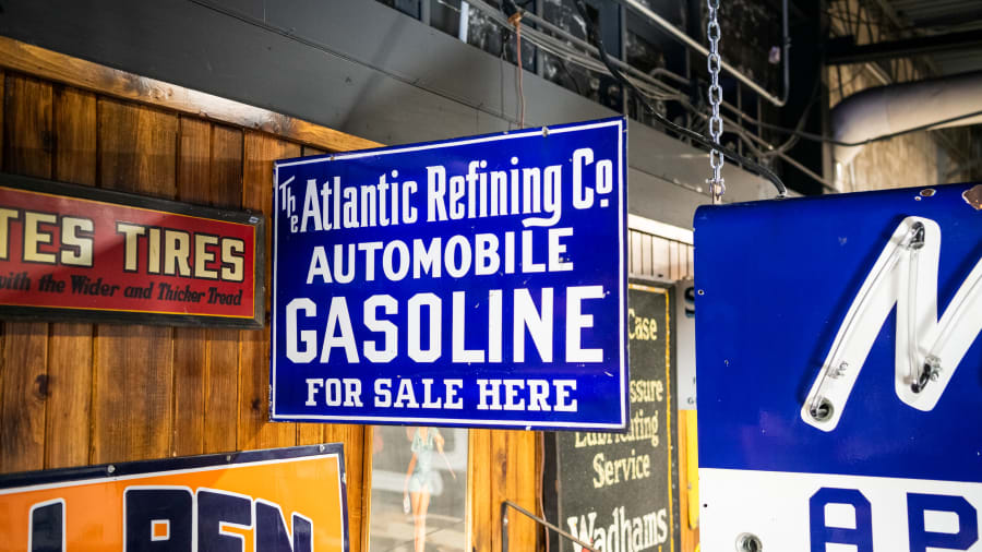 Atlantic Refining Porcelain Flange Sign at The World’s Largest Road Art ...
