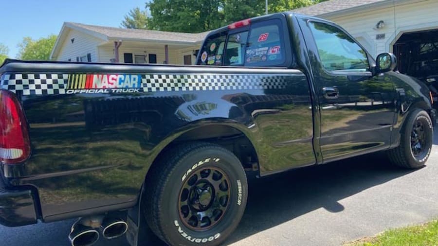 1998 Ford F150 NASCAR Edition Pickup at Harrisburg 2023 as T52 - Mecum ...