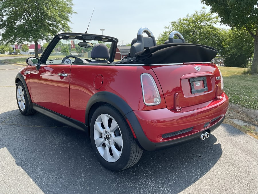 2005 Mini Cooper S Convertible at Tulsa 2023 as F15 - Mecum Auctions