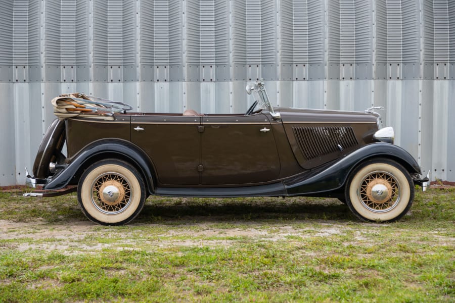 1933 Ford Phaeton at Kissimmee Summer Special 2023 as S9.1 - Mecum Auctions