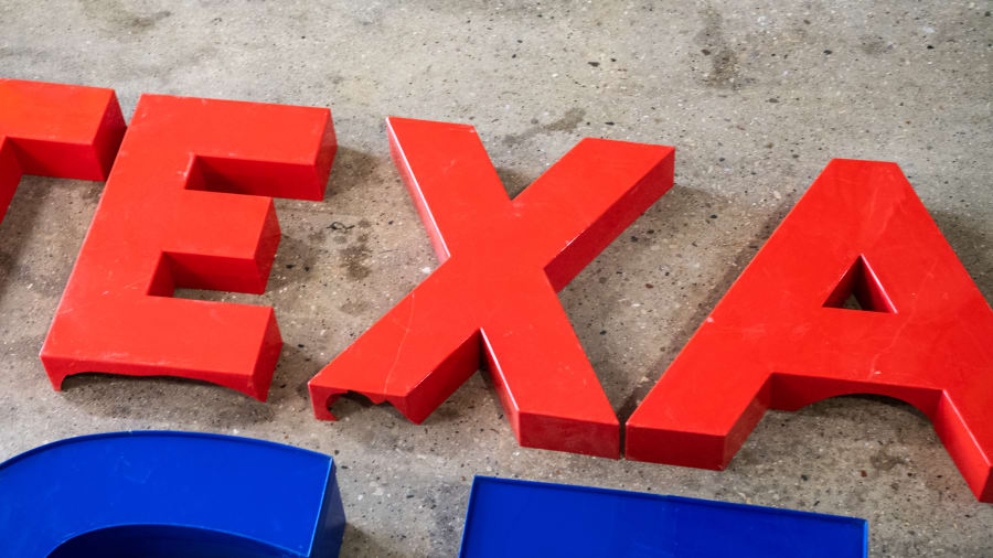 Texaco and GTO Single-Sided Letters at The World’s Largest Road Art ...
