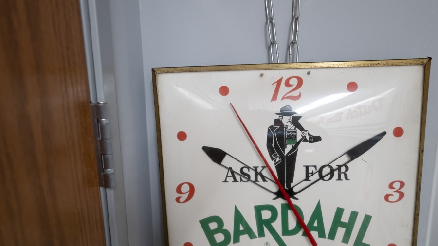 1959 Bardahl Lighted Clock at The World’s Largest Road Art Auction 2023 ...