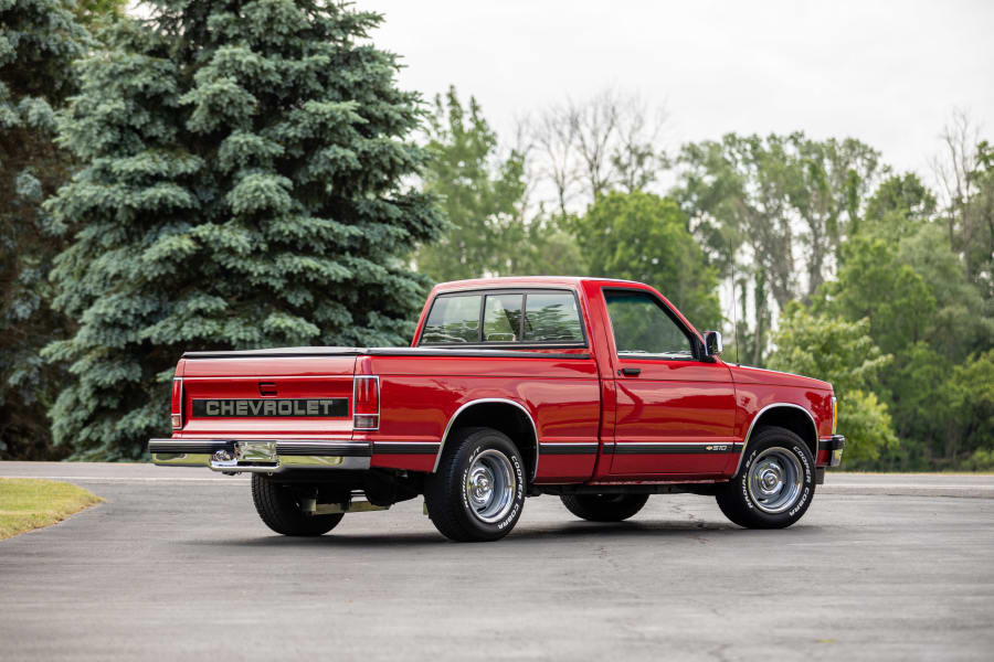 1992 Chevrolet S10 Pickup at Harrisburg 2023 as T105 - Mecum Auctions