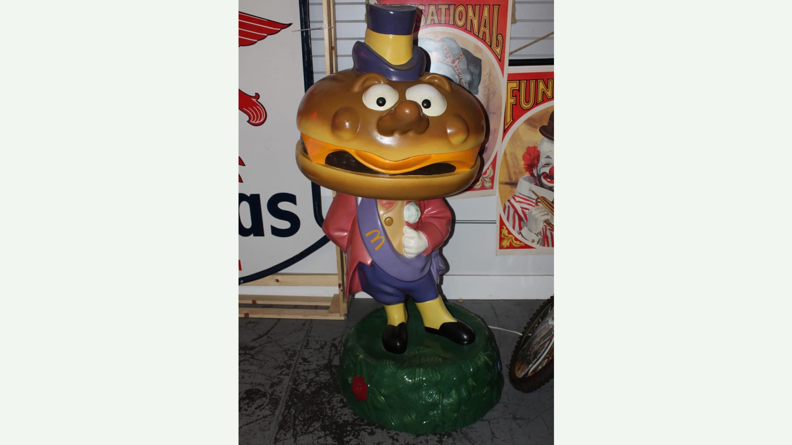 1970's Original Mayor Mc Cheese Statue 27x61 at Anaheim 2016 as H54 ...