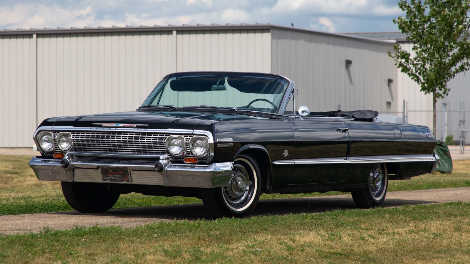 1963 Chevrolet Impala Convertible at Chicago 2019 as T40 - Mecum Auctions