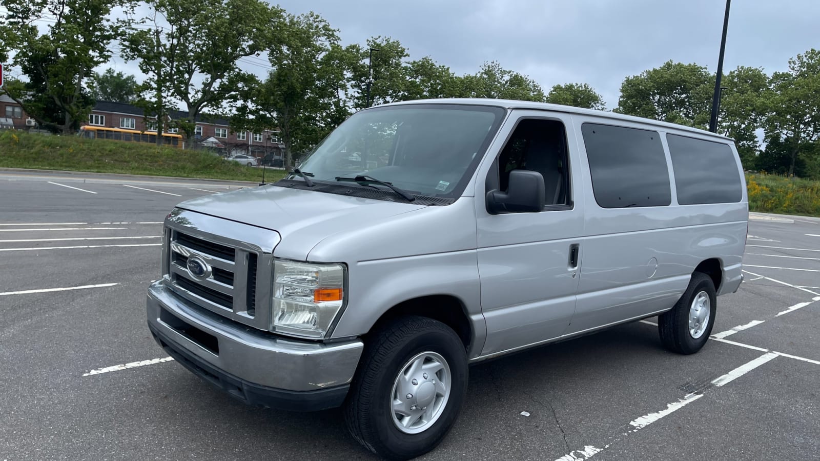 2009 Ford E350 Van at Orlando 2022 as W123 - Mecum Auctions