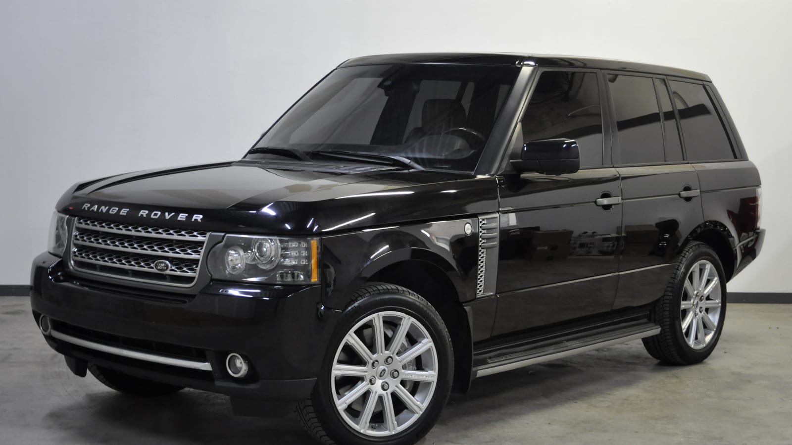 2011 Land Rover Range Rover at Kissimmee 2017 as U54 - Mecum Auctions