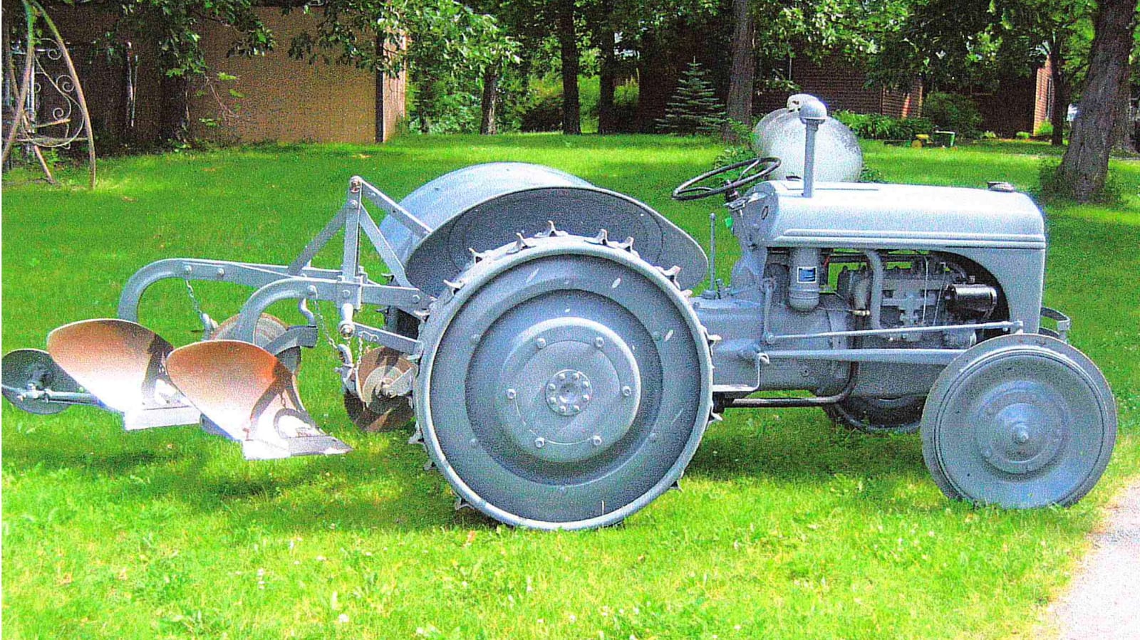Ford 2n at Gone Farmin' Iowa 2012 as S99 - Mecum Auctions