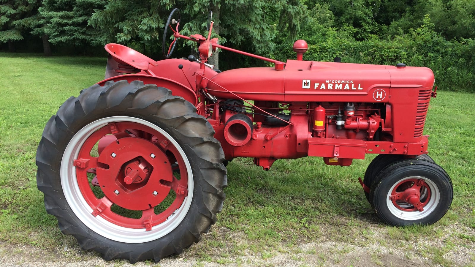 1939 Farmall H at Gone Farmin' Walworth 2014 as F93 - Mecum Auctions