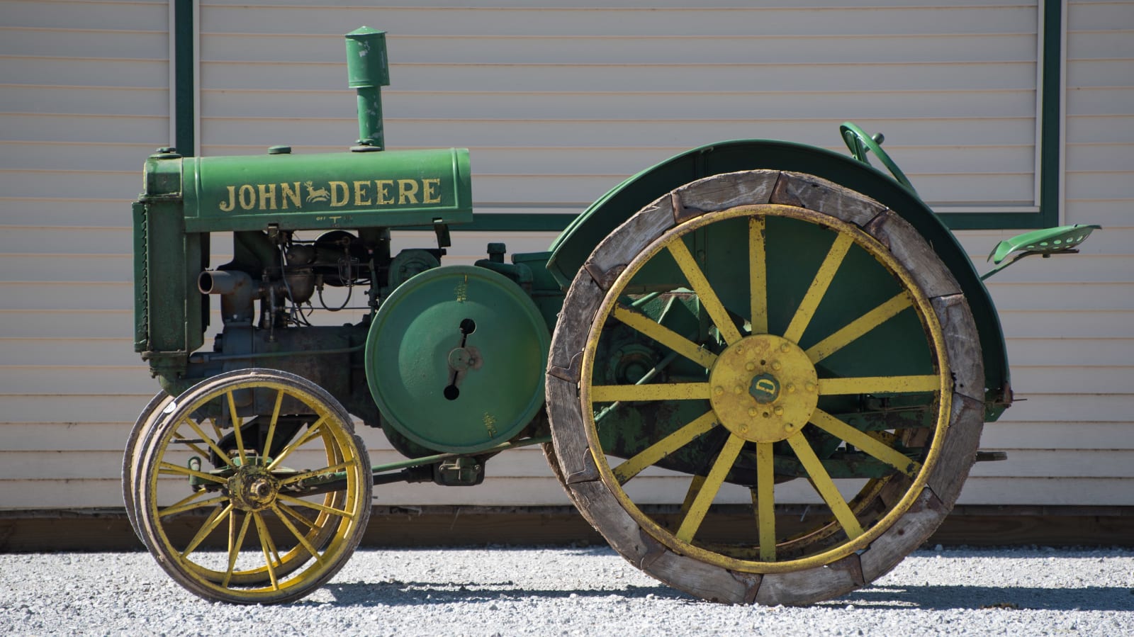 1925 John Deere D at Davenport 2016 as S136 - Mecum Auctions