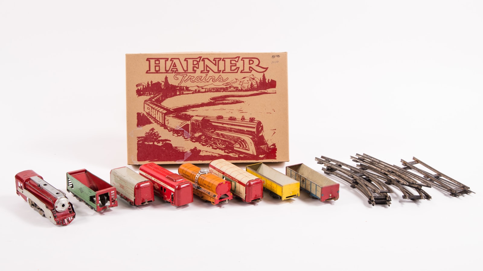 Hafner Train Set at Davenport 2016 as T72 - Mecum Auctions