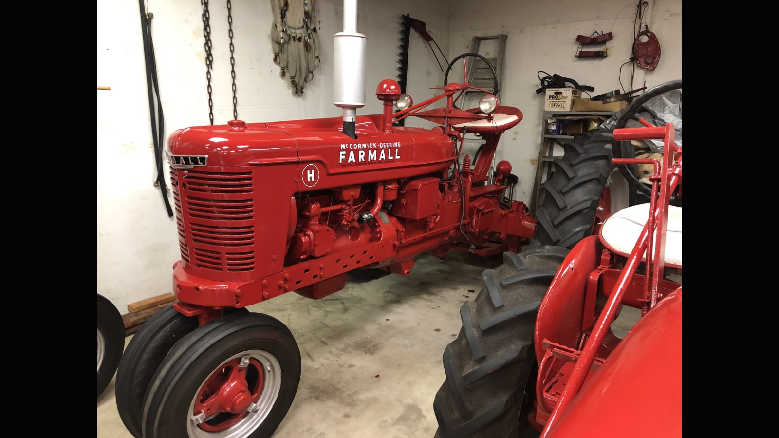 1940 Farmall H at Gone Farmin' Iowa Premier 2018 as T76 - Mecum Auctions