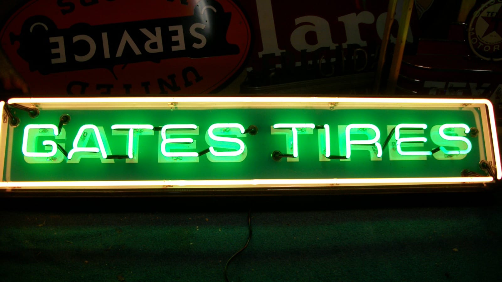 Gates Tire Neon Sign at Des Moines 2012 as F120.1 - Mecum Auctions