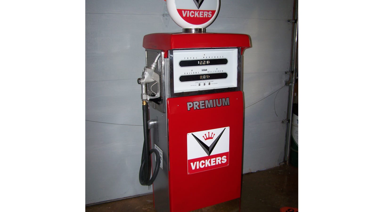 Vickers Gas Pump at Kansas City 2012 as T174 - Mecum Auctions