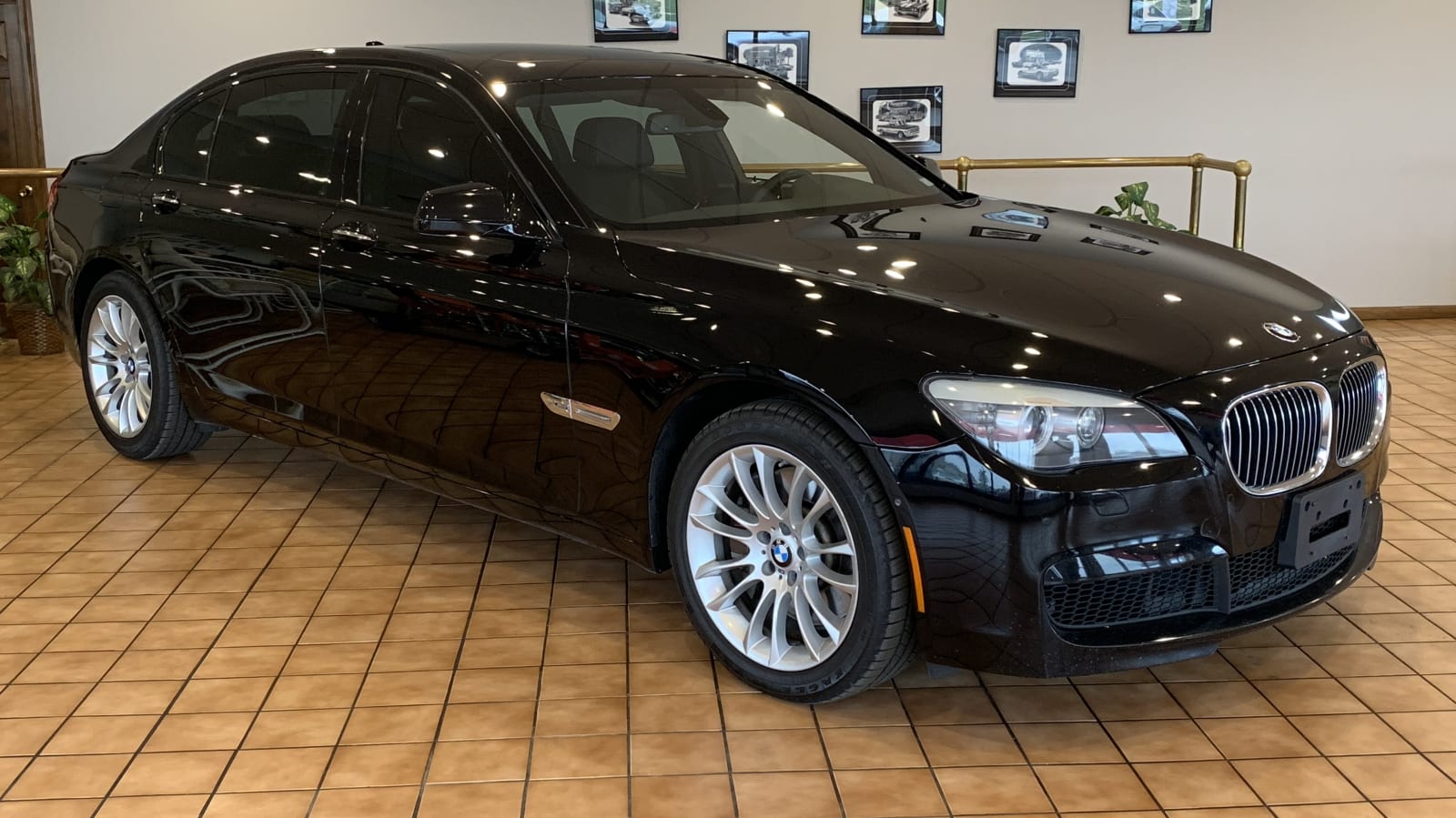 2011 BMW 750 Lxi at Kansas City December 2018 as S70.1 - Mecum Auctions
