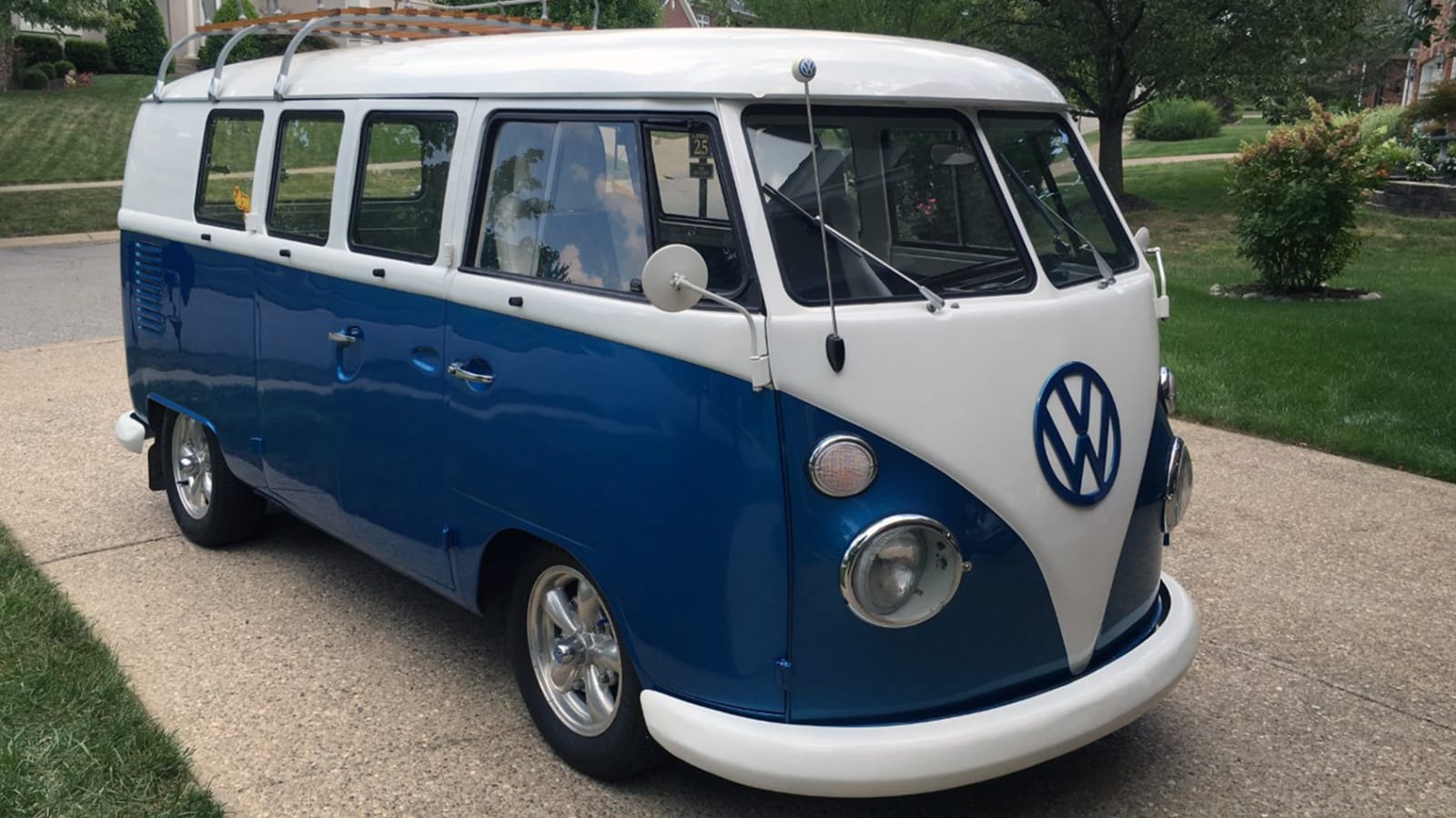 1965 Volkswagen Microbus at Louisville 2016 as T6 - Mecum Auctions