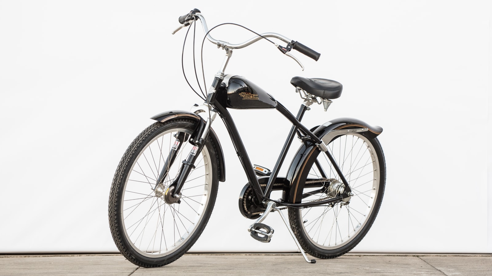 Harley-Davidson Bicycle at Las Vegas Motorcycles 2017 as J68 - Mecum ...