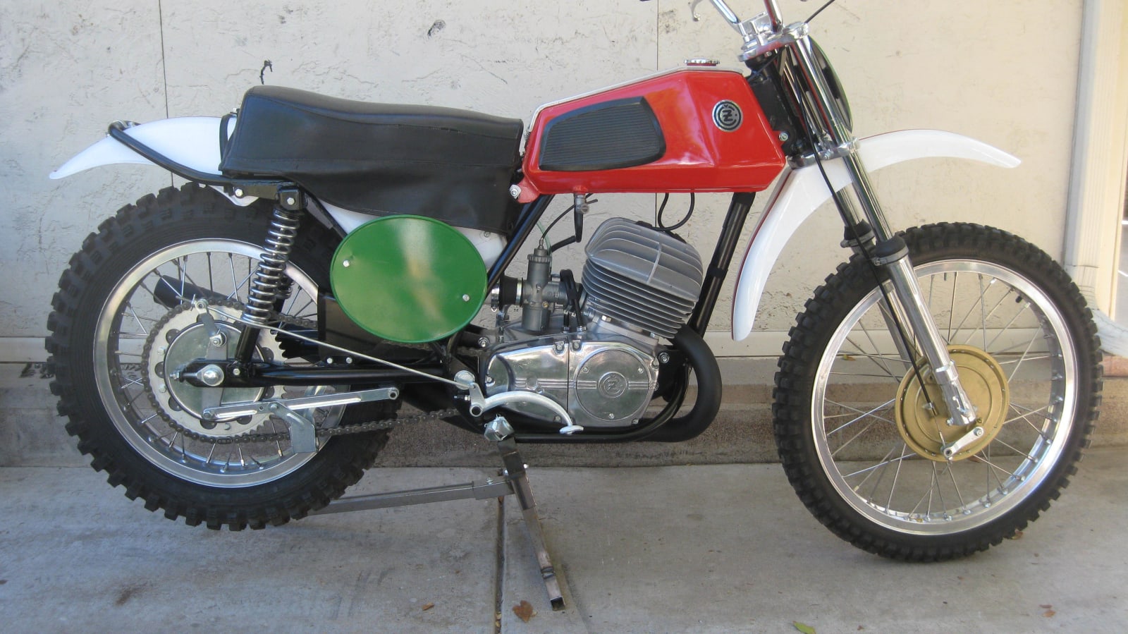 1973 CZ 250 Motocross at Las Vegas Motorcycles 2018 as T34 - Mecum Auctions