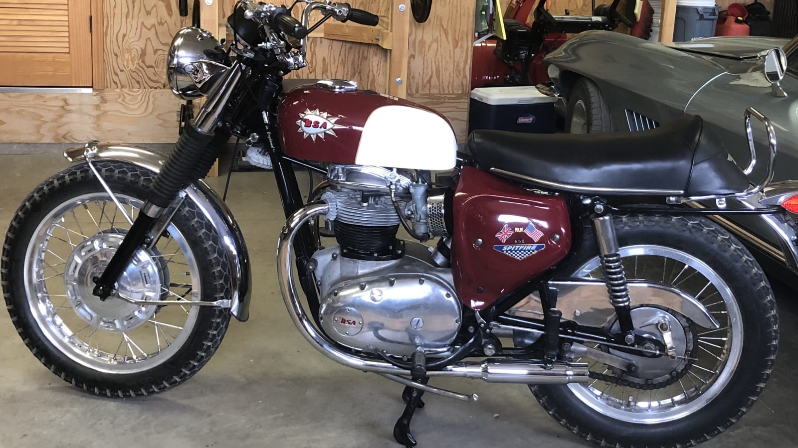 1968 BSA Spitfire at Las Vegas Motorcycles 2022 as F41 - Mecum Auctions