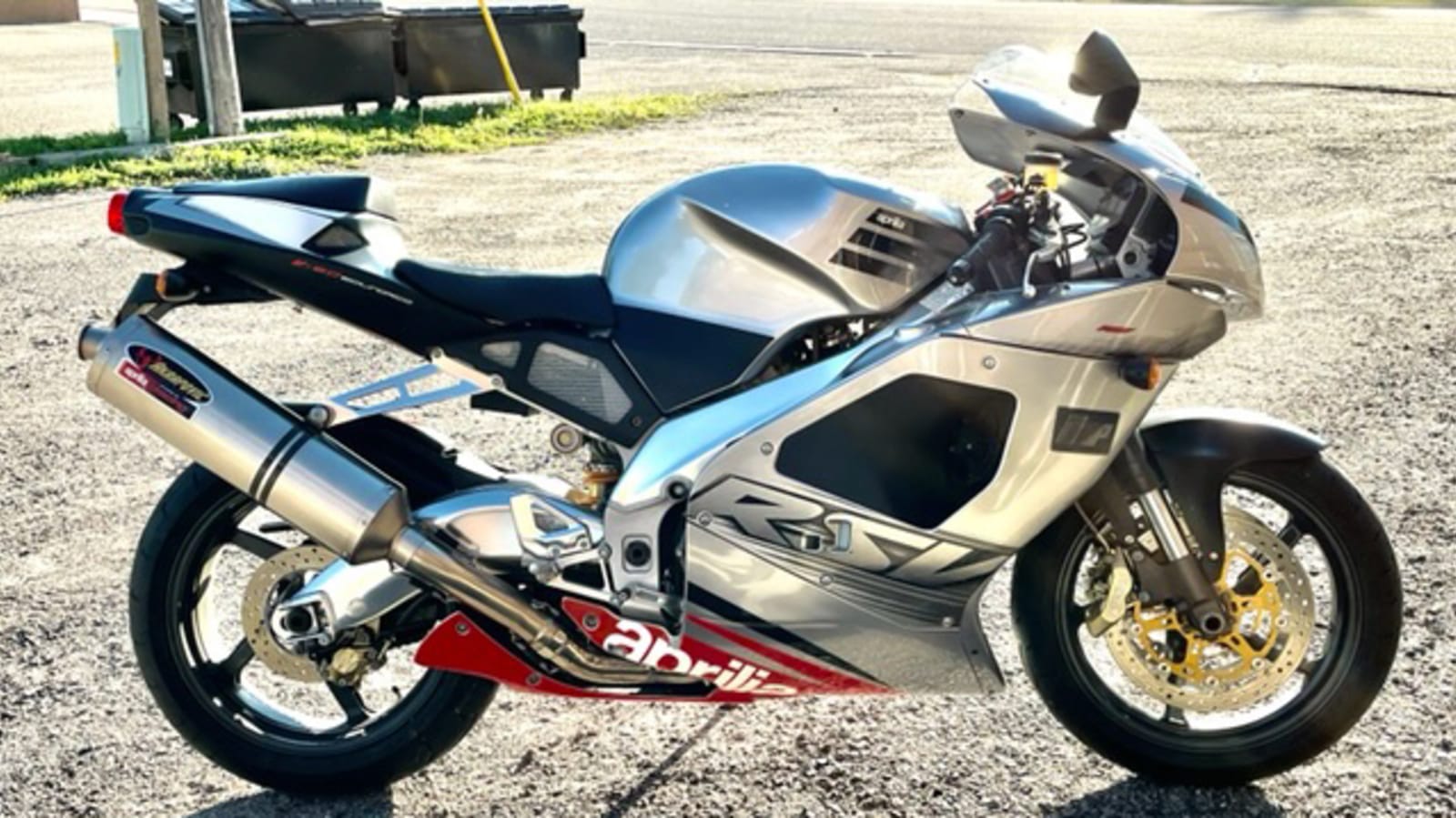 2003 Aprilia Rsv 1000 Mille at Las Vegas Motorcycles 2022 as T208 - Mecum Auctions
