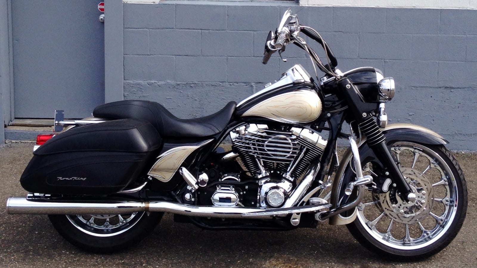 2006 Harley-Davidson Road King Custom at Harrisburg 2014 as U162 ...
