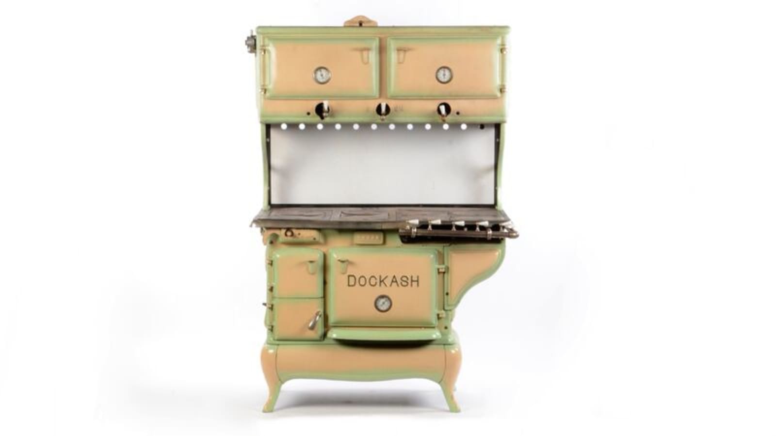 Dockash Cast Iron Cooking Stove 46x66x34 at The Road Art Auction 2015 ...