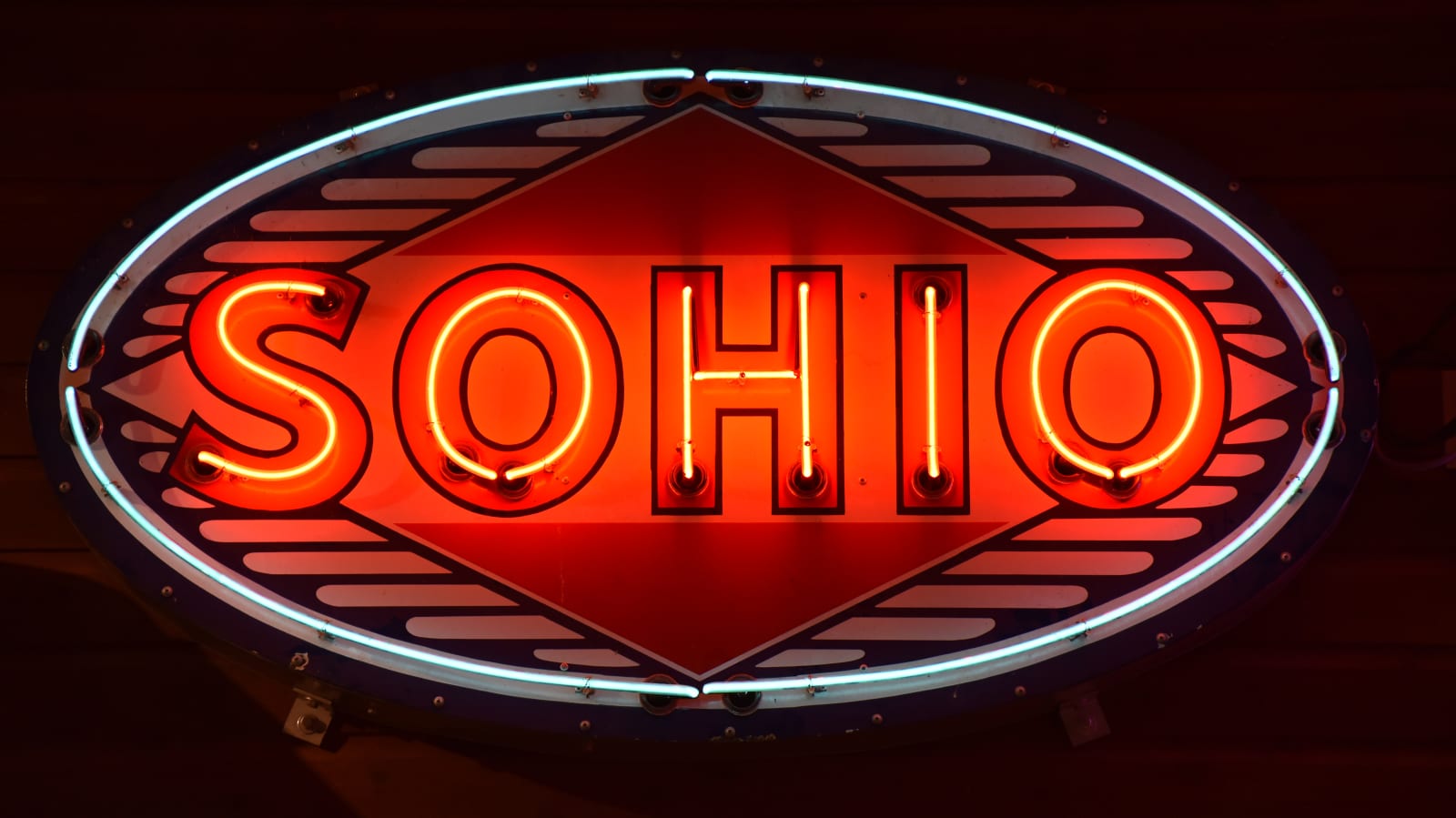 Sohio Neon Sign SSPN 72x36x10 at Indy Road Art 2017 as J77 - Mecum Auctions