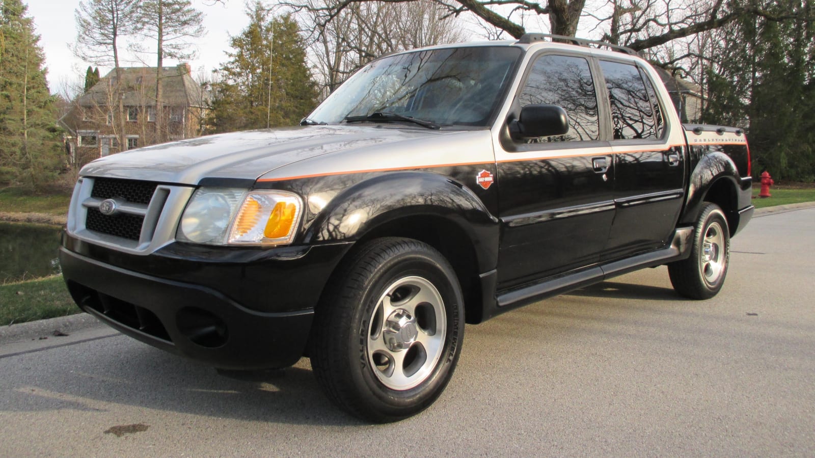 2005 Ford Explorer Sport Trac at Indy 2022 as G175 - Mecum Auctions