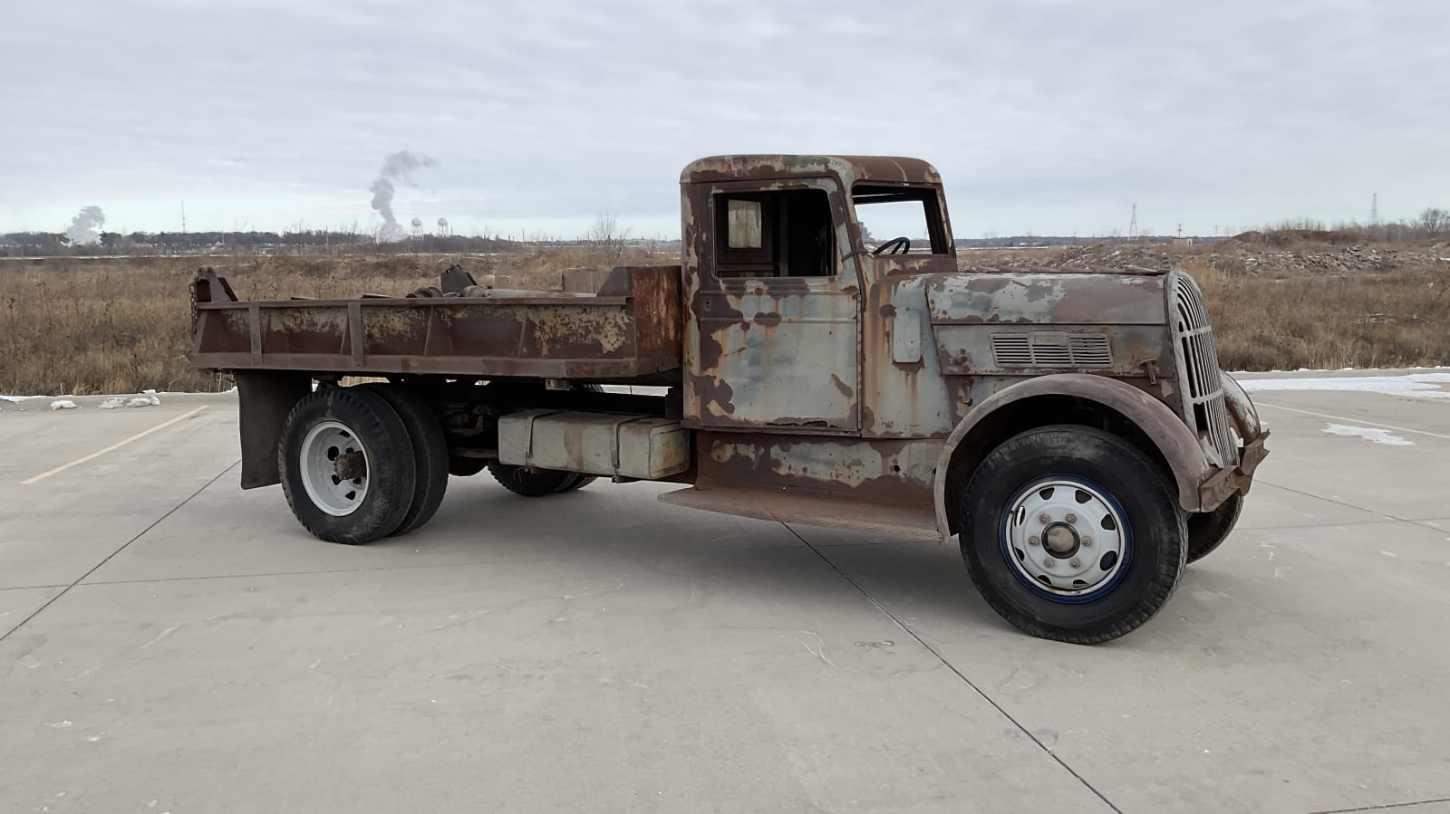 1937 Fageol Dump Truck at Gone Farmin' Spring Classic 2023 as K24 ...
