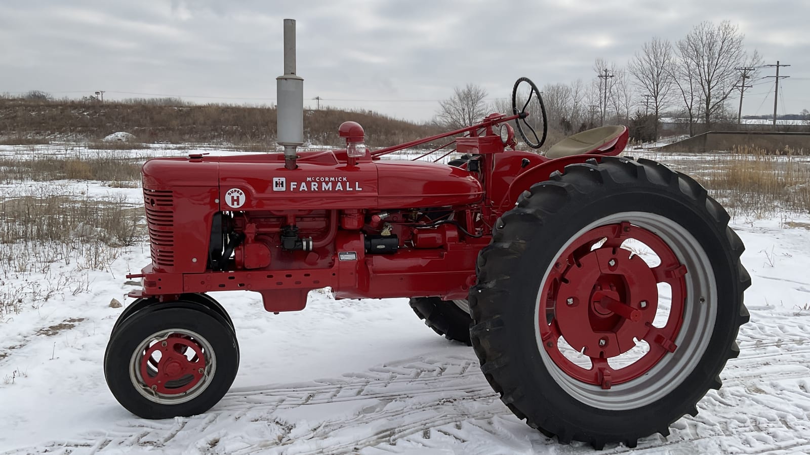 1954 Farmall Super H at Gone Farmin' Spring Classic 2023 as F235 ...