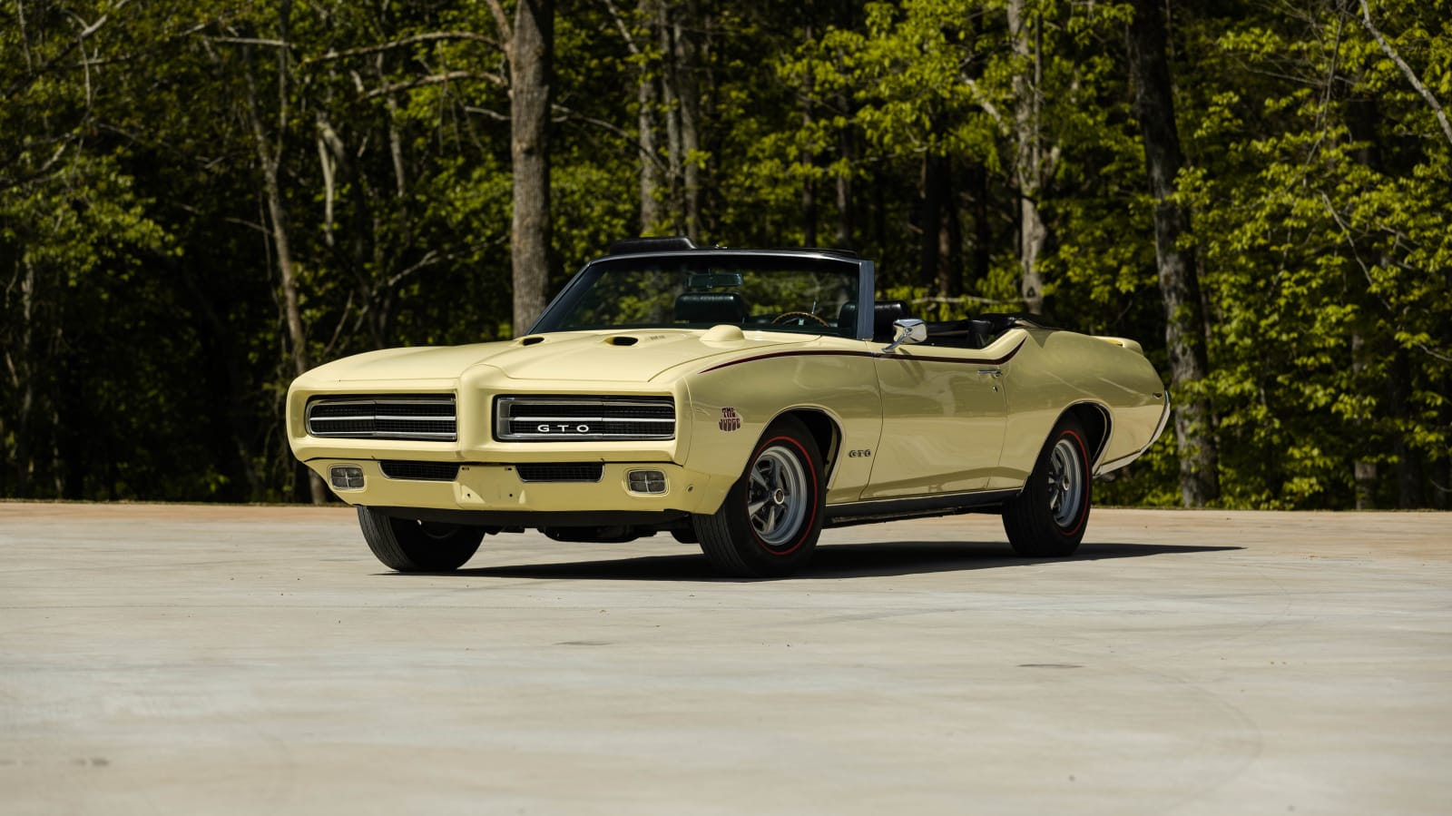 1969 Pontiac GTO Judge Convertible at Indy 2023 as F122.1 - Mecum Auctions