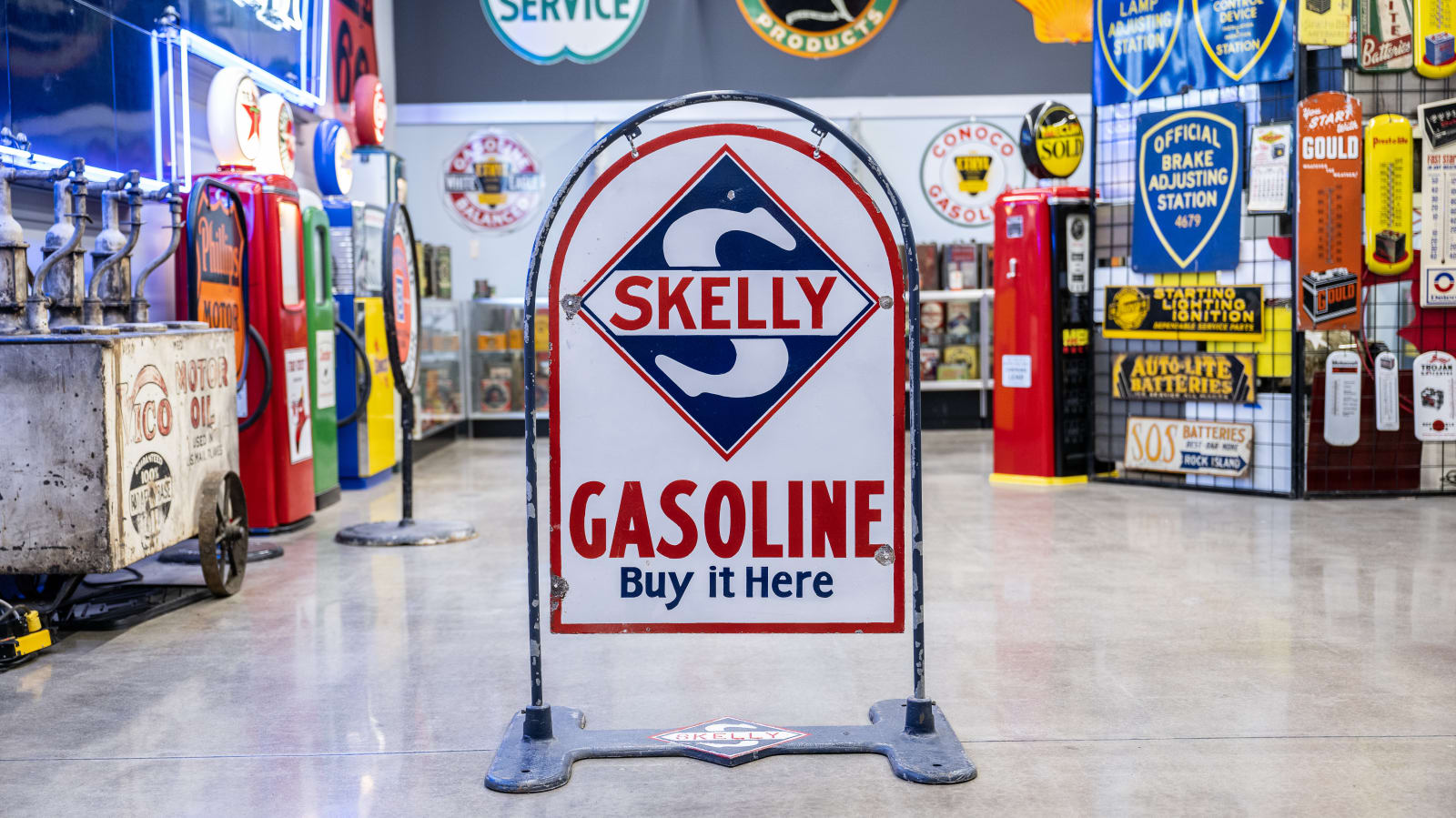 Skelly Gasoline Double-Sided Porcelain Curb Sign at The World’s Largest ...