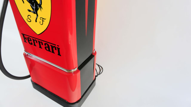 Ferrari Gas Pump With Globe 26x87x16 at Dallas 2018 as Z421 - Mecum ...