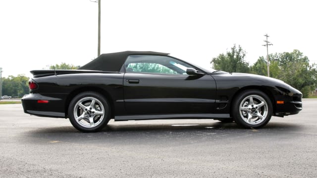 2000 Pontiac Trans Am WS6 Convertible at Kissimmee 2021 as K87 - Mecum ...