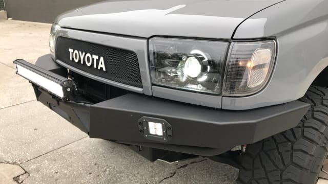 1998 Toyota 4-Runner SR5 at Kissimmee 2022 as U159.1 - Mecum Auctions