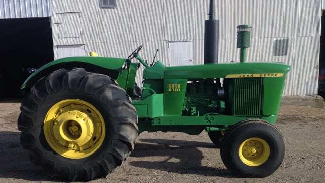 1963 John Deere 5010 at Gone Farmin' Spring Classic 2017 as F75 - Mecum ...