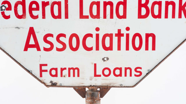 Federal Land Bank Association Curb Sign at Davenport 2020 as M259 ...