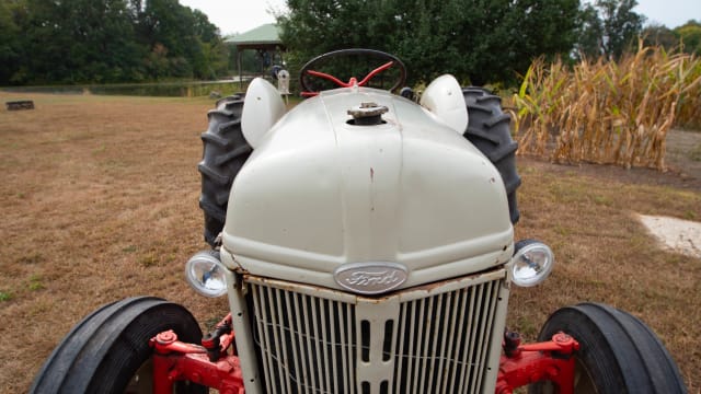 1947 Ford 8N at Gone Farmin' Fall Premier 2020 as S125 - Mecum Auctions