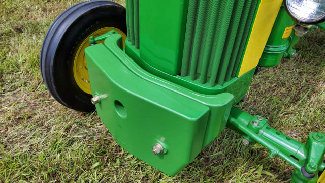 1960 John Deere 430U LP at Gone Farmin' Fall Premier 2022 as F49 - Mecum Auctions