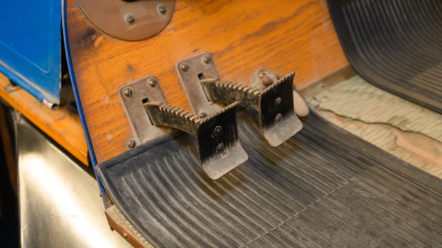 1913 Metz 22 Roadster at Houston 2020 as S22 - Mecum Auctions