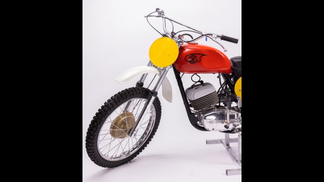 1969 Cz 360 Sidepipe at Las Vegas Motorcycles 2022 as F155 - Mecum Auctions