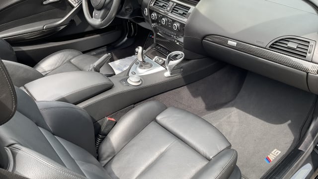 2008 BMW M6 Convertible at Harrisburg 2022 as T174.1 - Mecum Auctions