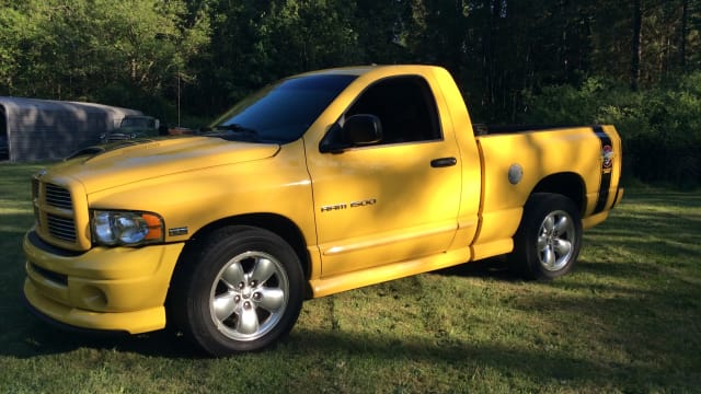 2005 Dodge Ram Rumble Bee at Portland 2018 as F182 - Mecum Auctions