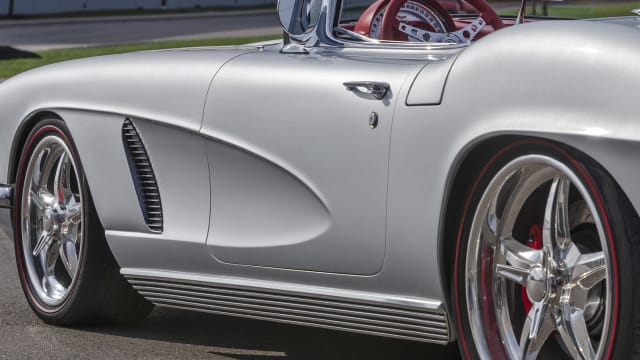 1962 Chevrolet Corvette Resto Mod at Indy 2017 as F140.1 - Mecum Auctions