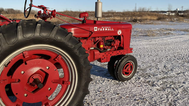 1954 Farmall Super H at Gone Farmin' Spring Classic 2023 as F231 ...
