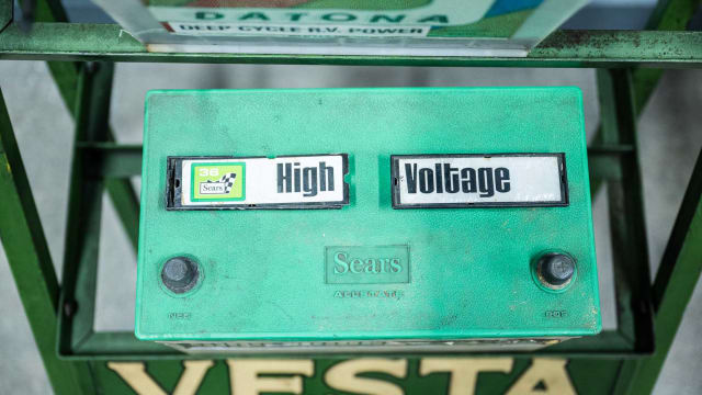 Vesta Batteries Display Rack and Batteries at The World’s Largest Road ...